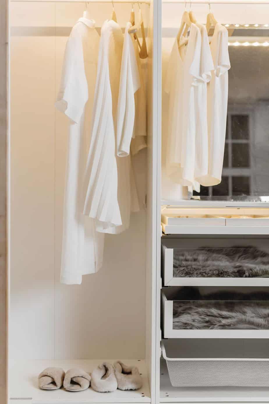 How to Organize Clothes in Cubes to Maximize Your Space - Loveselfcare